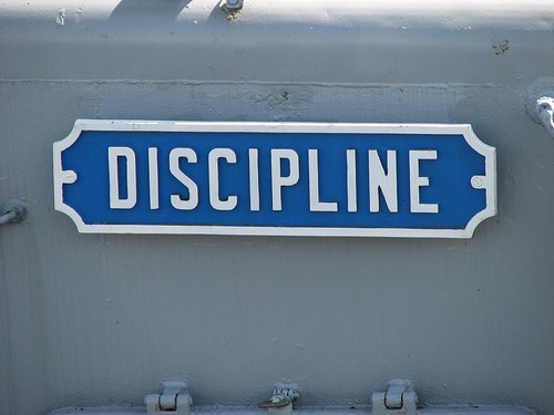 How to Be More Disciplined (3 Methods That Work for Anyone)